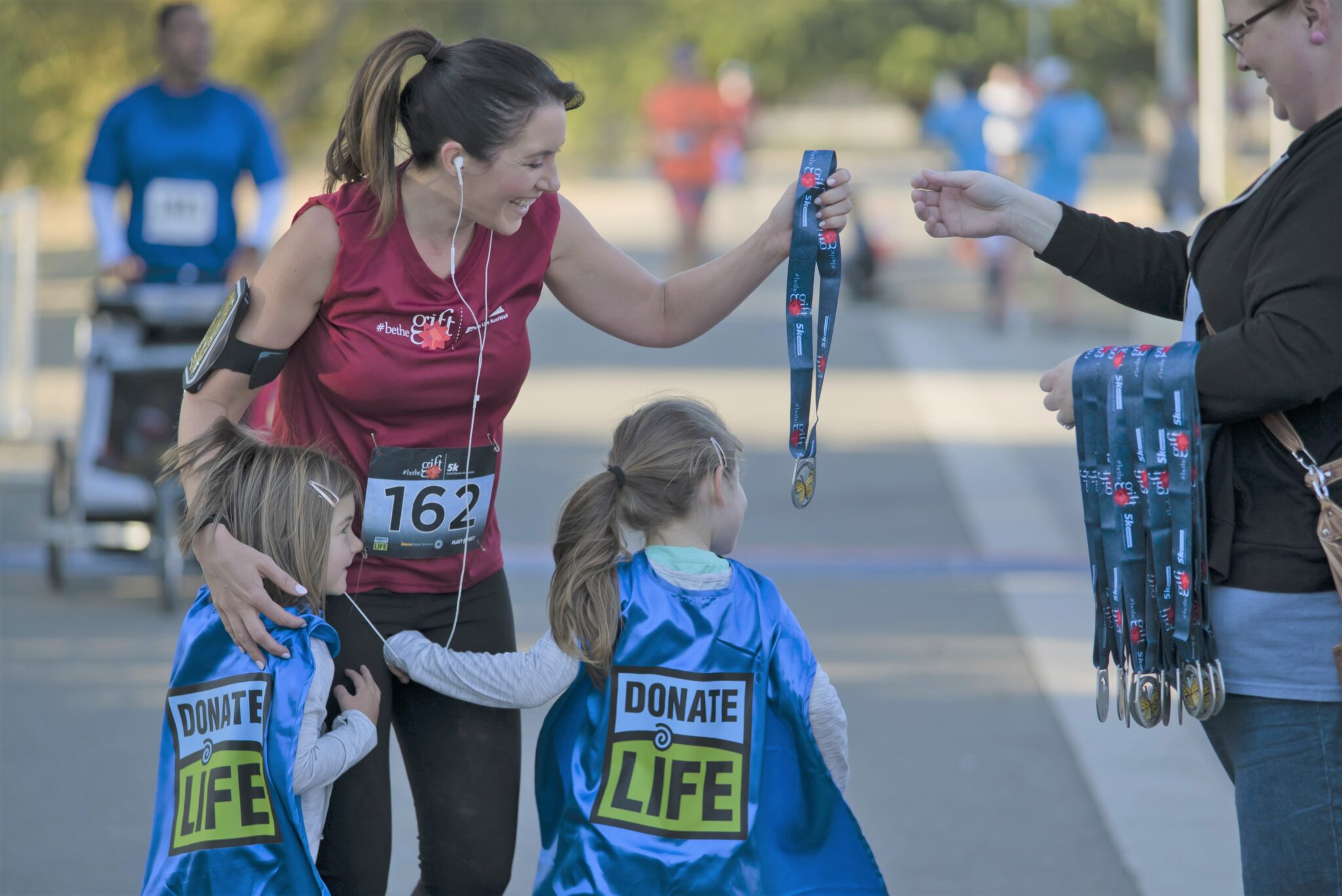 Be the Gift: Donor Dash 2023 - Sierra Donor Services